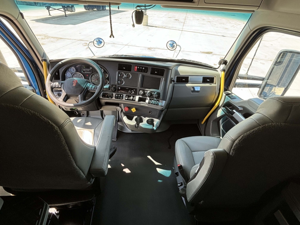 Kenworth vs Peterbilt – Ohio Truck Sales